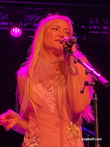 Kate Hudson performs in LA in celebration of her first album "Glorious"